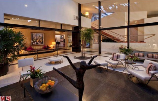 The 7 Coolest Celebrity Pads | Uloop